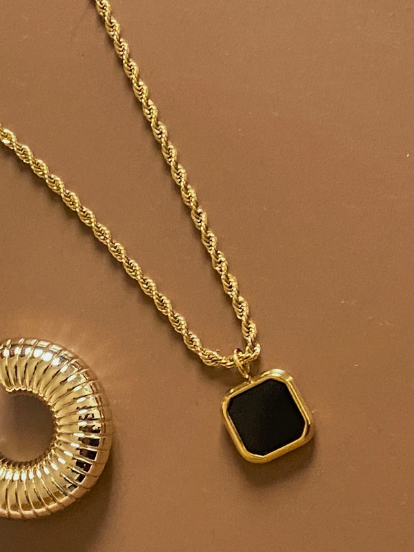 Vera – Subtle Statementss