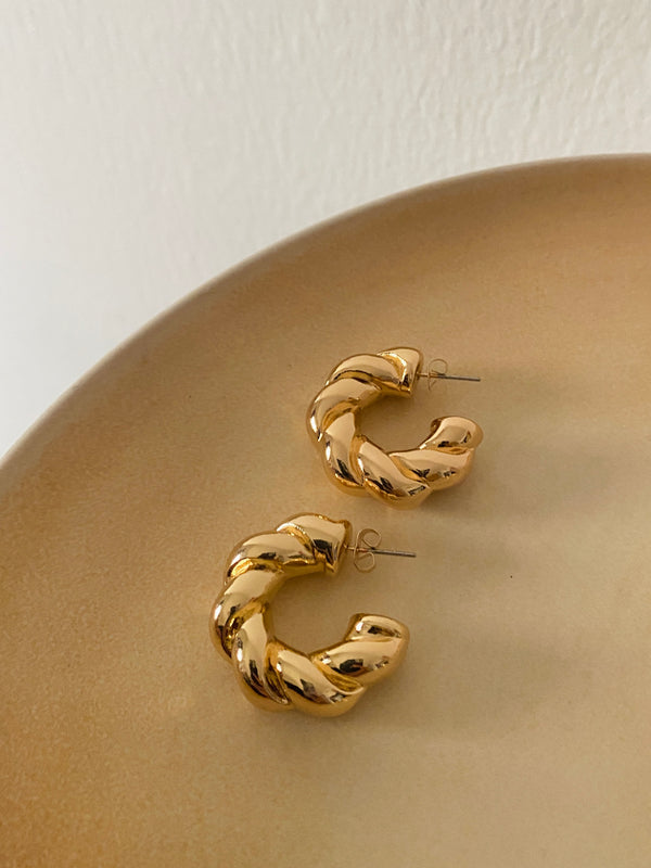 Curls – Subtle Statementss